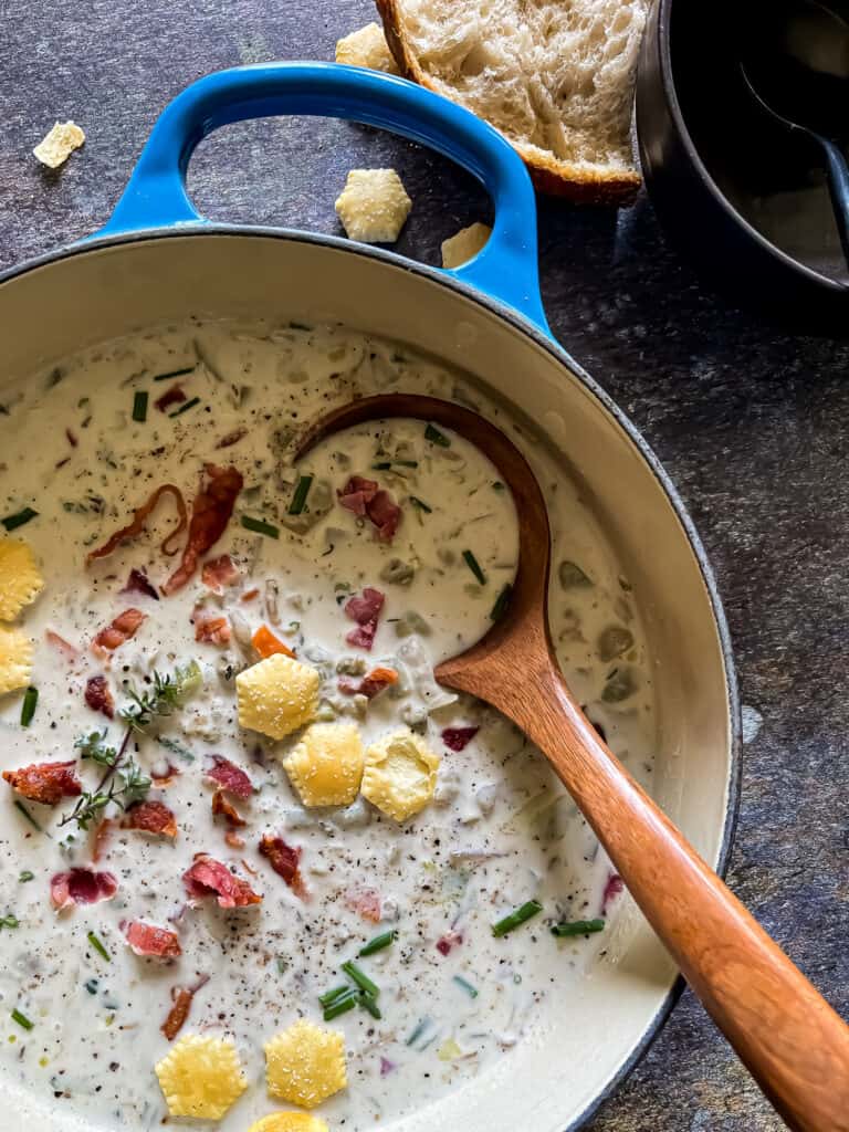 Easy New England Clam Chowder (Silky & Creamy)