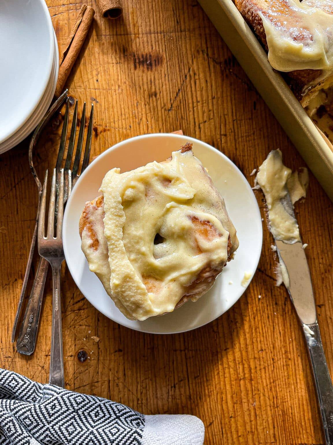 Fluffy Homemade Cinnamon Rolls with Cream Cheese Frosting